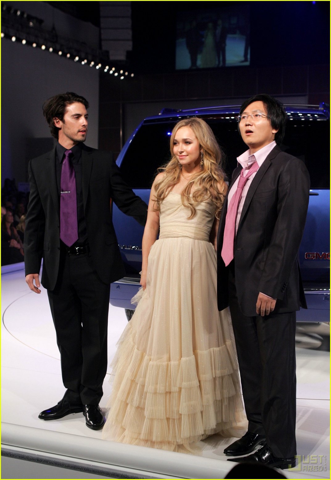 General Motor’s Celebrity Fashion Show — The 2007 GM “Ten” Runway ...