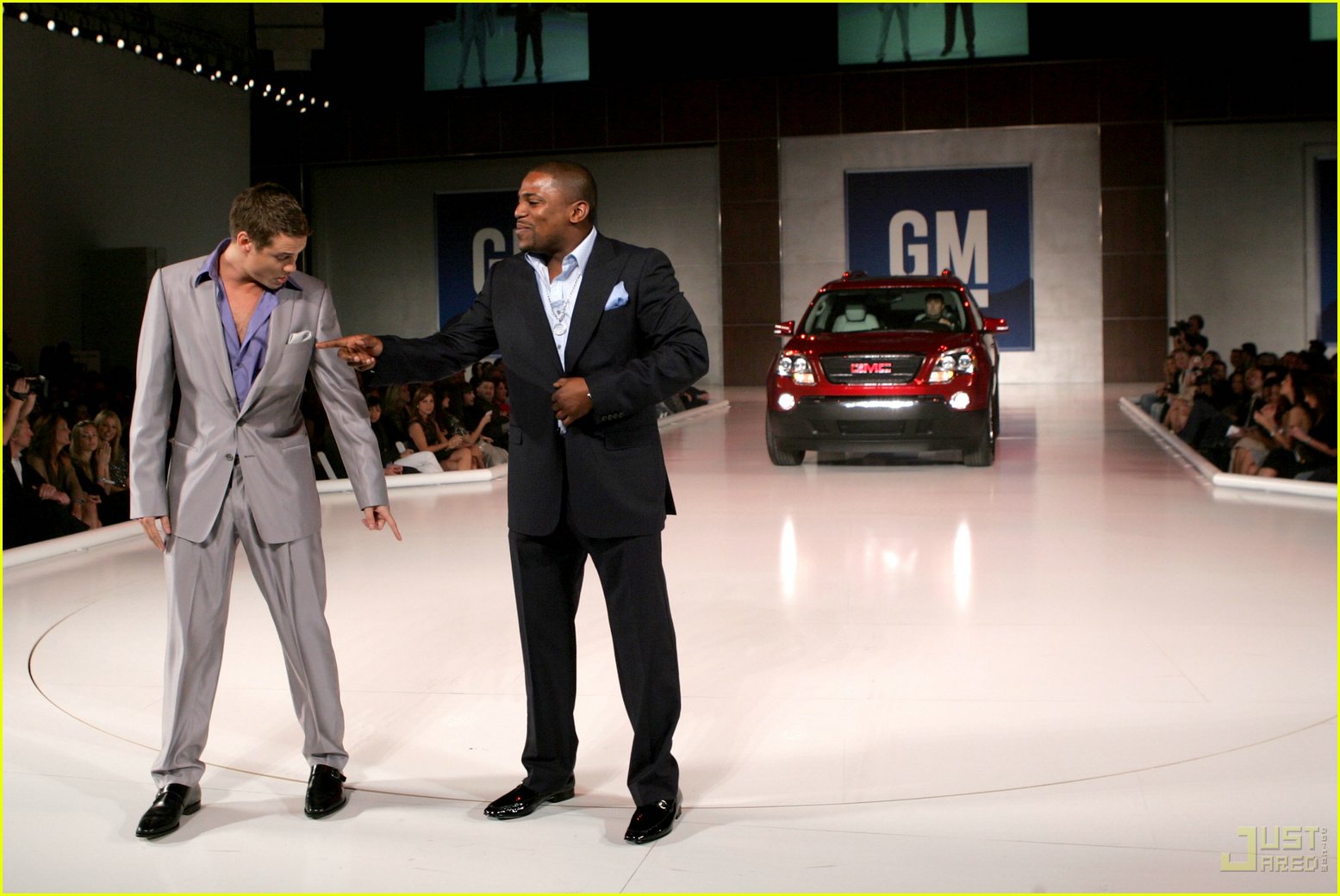 General Motor’s Celebrity Fashion Show — The 2007 GM “Ten” Runway ...