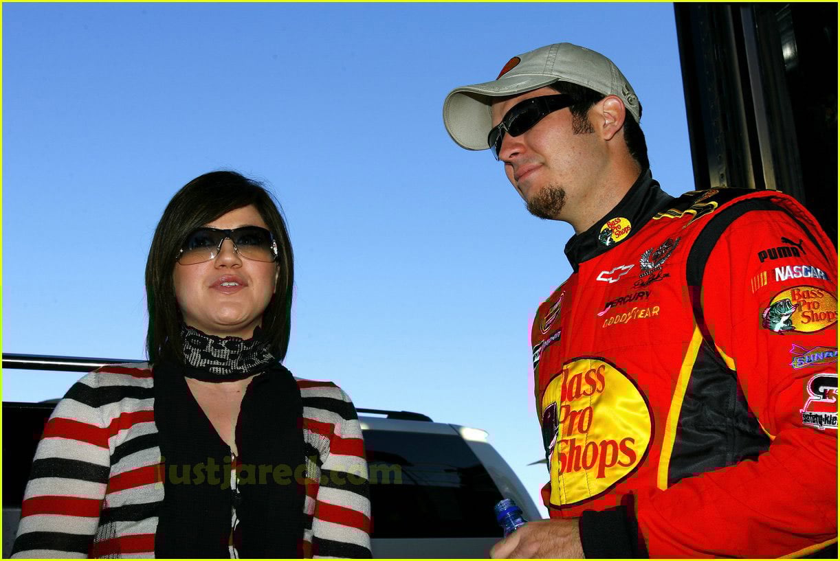 Kelly Clarkson Revs Up NASCAR: Photo 2418033 | Kelly Clarkson Photos ...