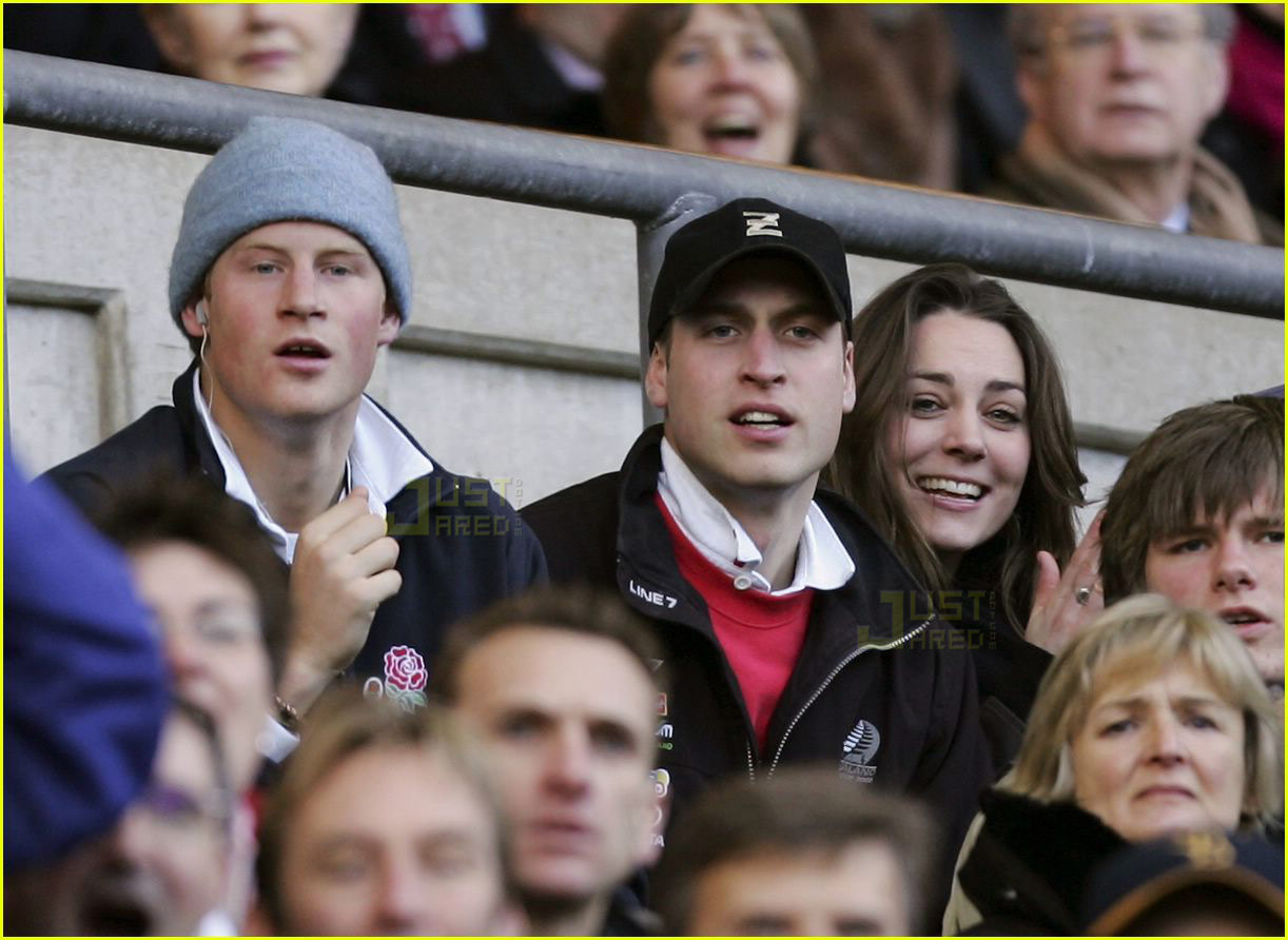 Wills, Kate and Harry Cheer England On: Photo 2418871 | Kate Middleton ...