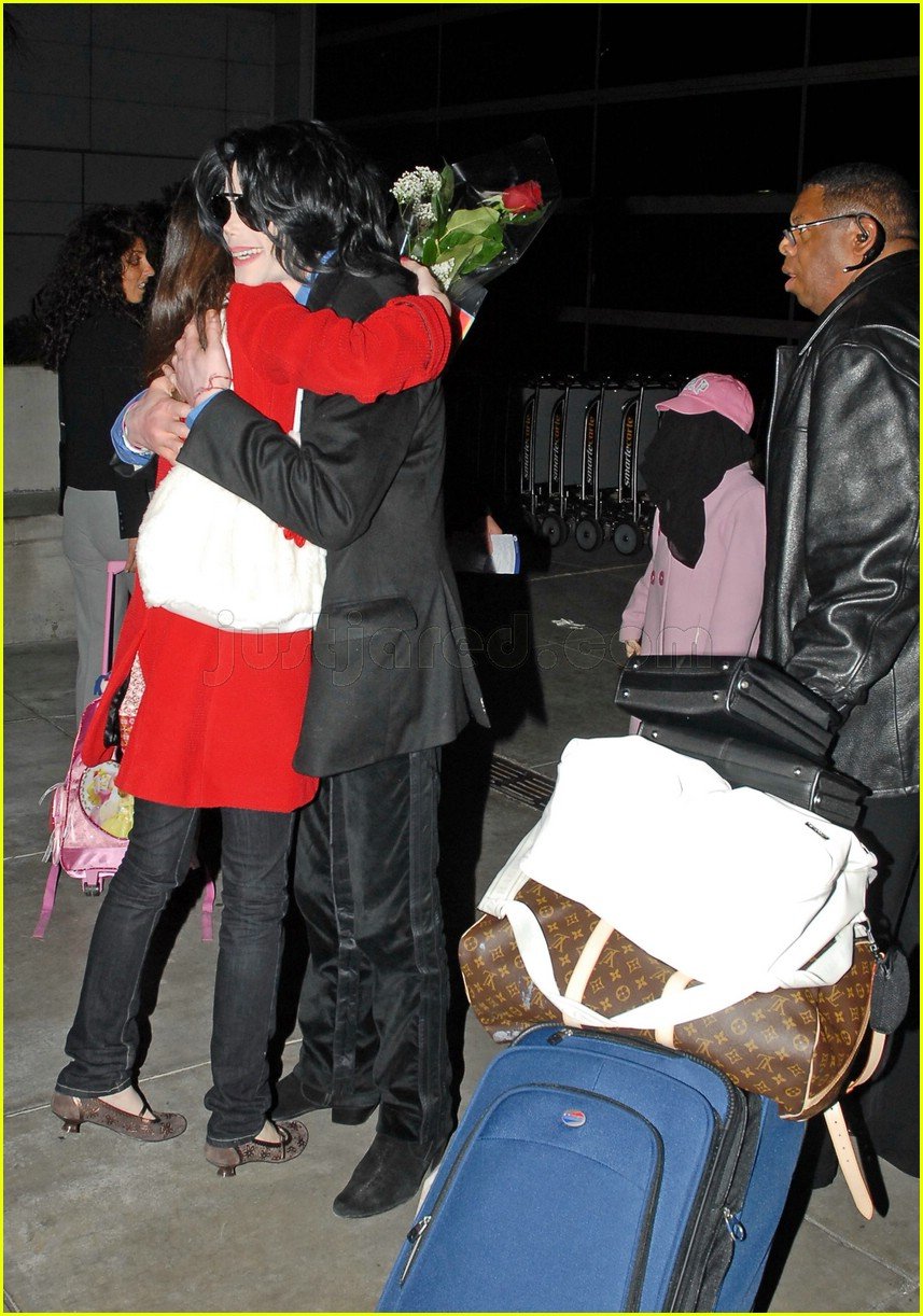 Michael Jackson Mania: Photo 2414621 | Celebrity Babies, Michael ...