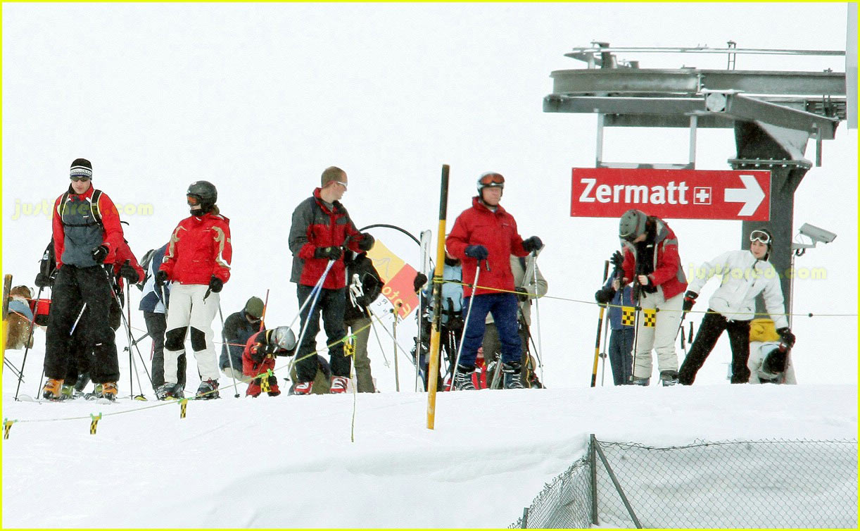 Prince William's Swiss Skiing Trip: Photo 2415837 | Kate Middleton ...