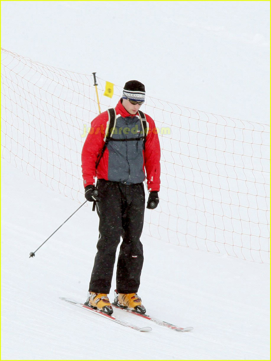 Prince William's Swiss Skiing Trip: Photo 2415839 | Kate Middleton ...