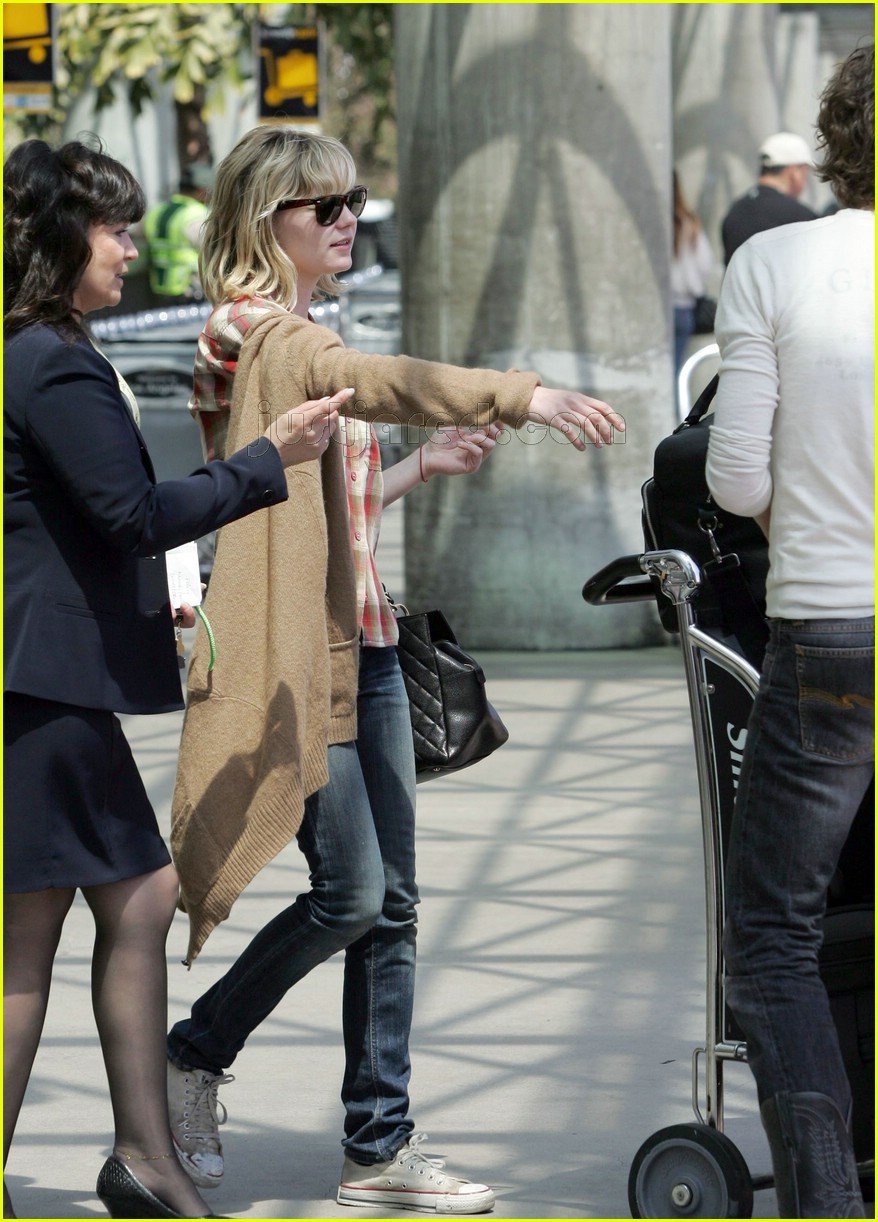 Kirsten Dunst: I'm Still With Johnny Borrell!: Photo 101551 | Johnny ...