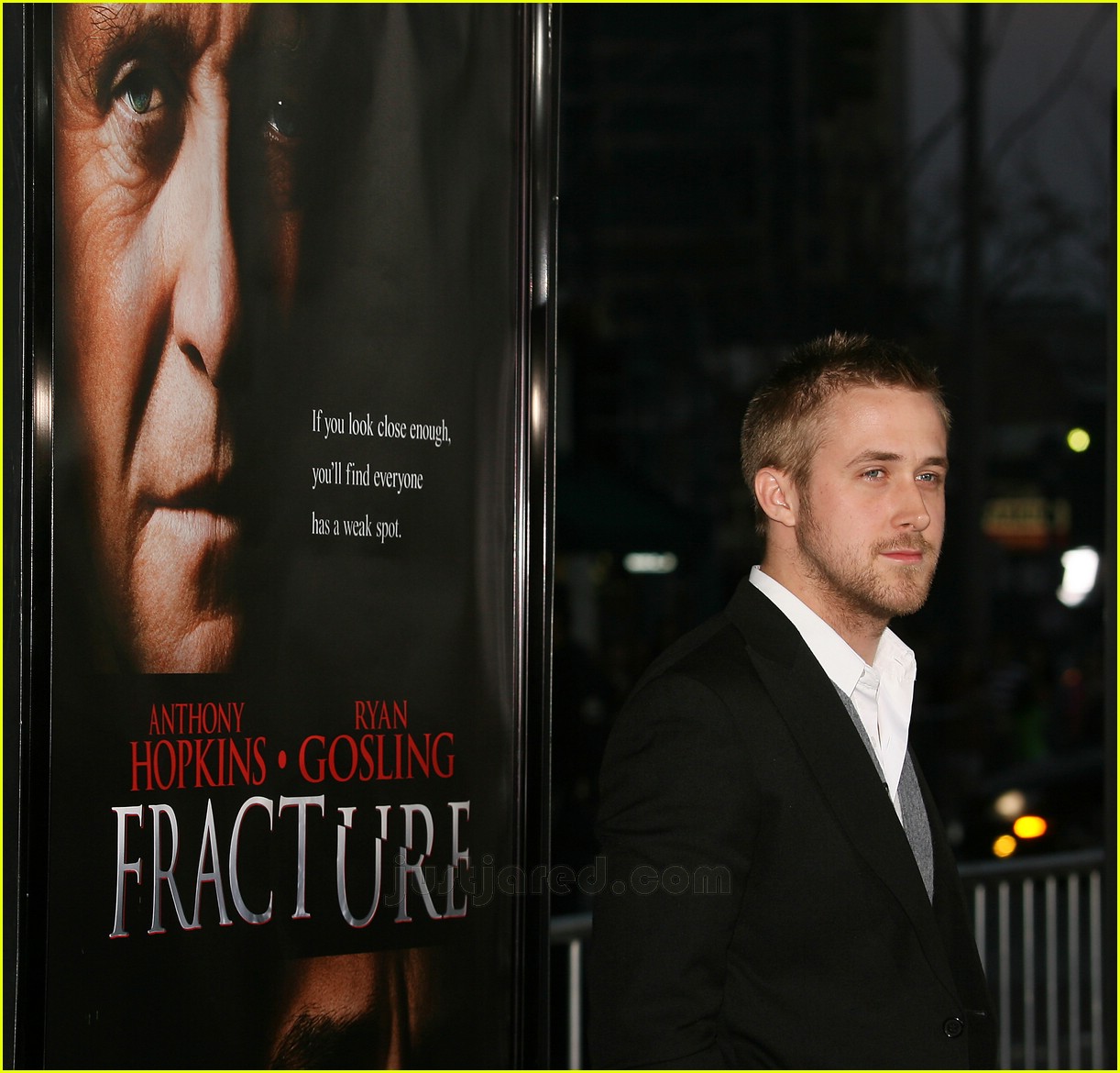 Ryan Gosling Happy About Fracture: Photo 101691 | Anthony Hopkins, Ryan ...
