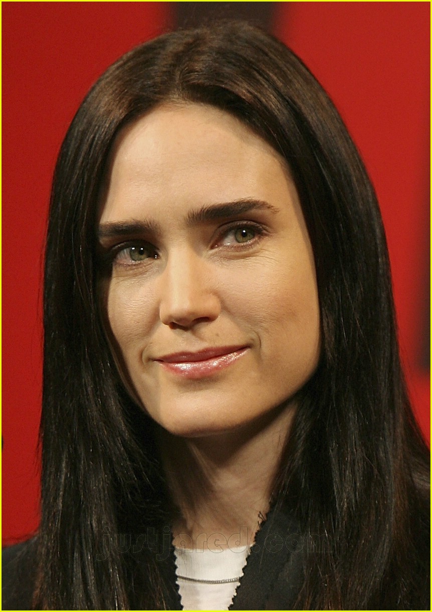 Blood Diamond: Jennifer in Japan: Photo 88841 | Djimon Hounsou ...