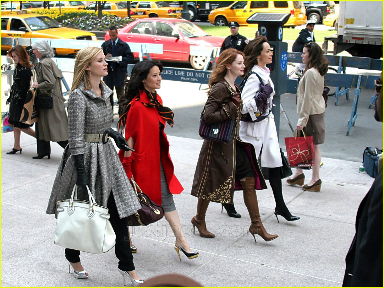 Lucy Liu Goes Into Mafia Mode: Photo 128481 | Cashmere Mafia, Lucy Liu ...