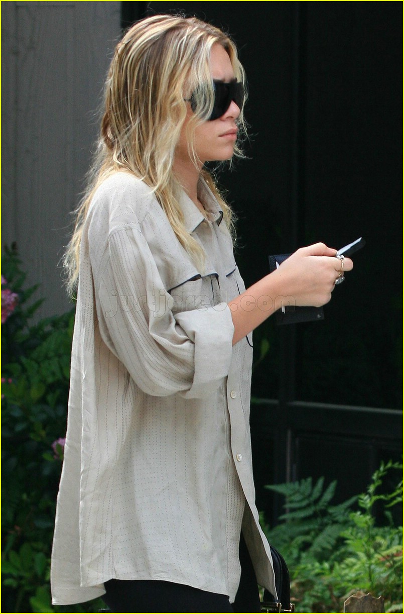 Ashley Olsen Works "The Row": Photo 91651 | Ashley Olsen, Olsen Twins ...