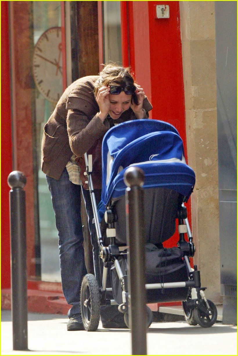 Ramona the Brave Takes Paris: Photo 87711 | Celebrity Babies, Maggie ...
