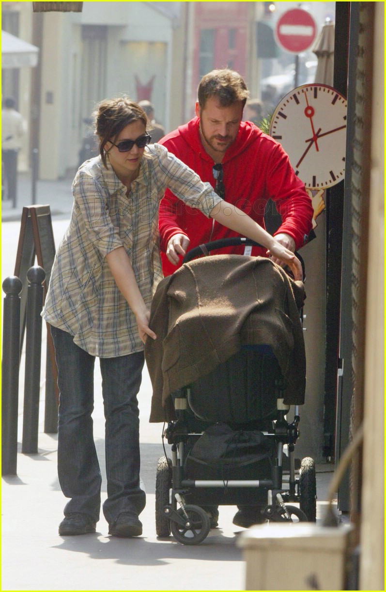 Ramona the Brave Takes Paris: Photo 87741 | Celebrity Babies, Maggie ...