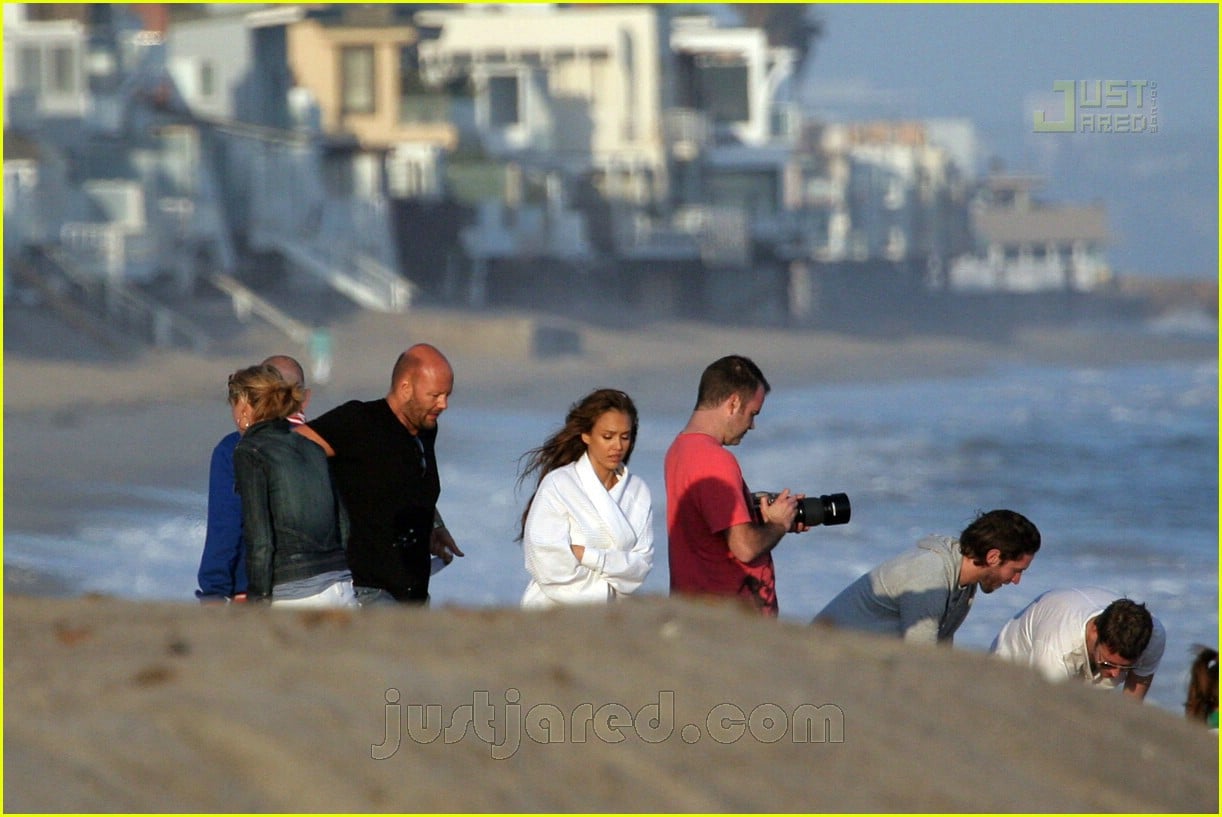 Jessica Alba: The Camera Made Me Do It: Photo 159971 | Bikini, Jessica ...