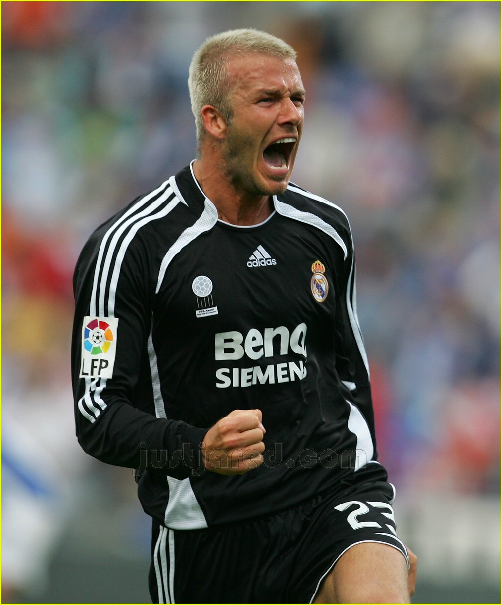 David Beckham's On-Field Orgy: Photo 180961 | David Beckham Pictures ...