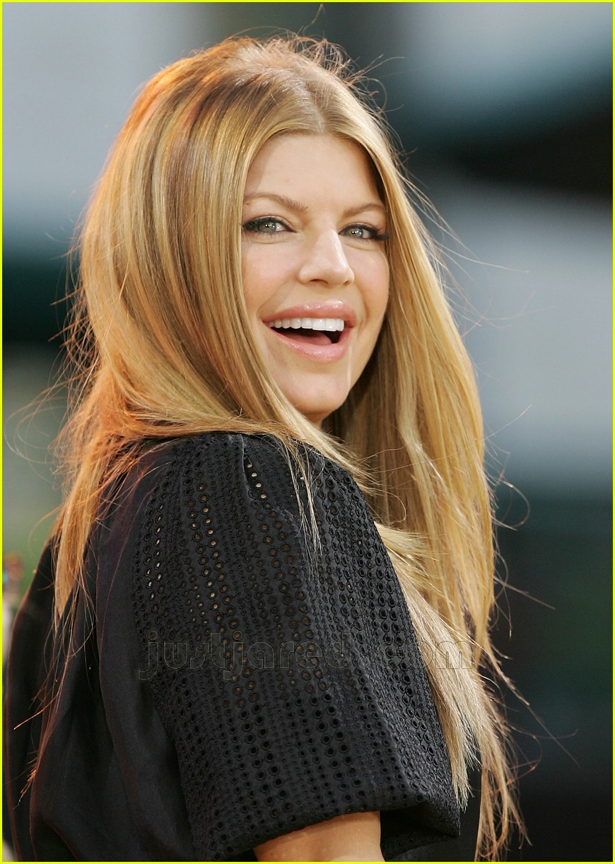 Good Morning Fergie: Photo 192461 | Fergie Pictures | Just Jared