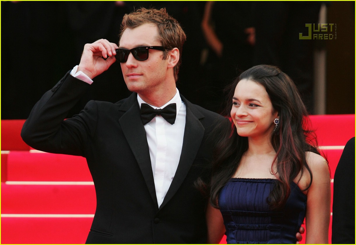 Law's Link-Up With Jones: Photo 169061 | Jude Law, Norah Jones Photos ...