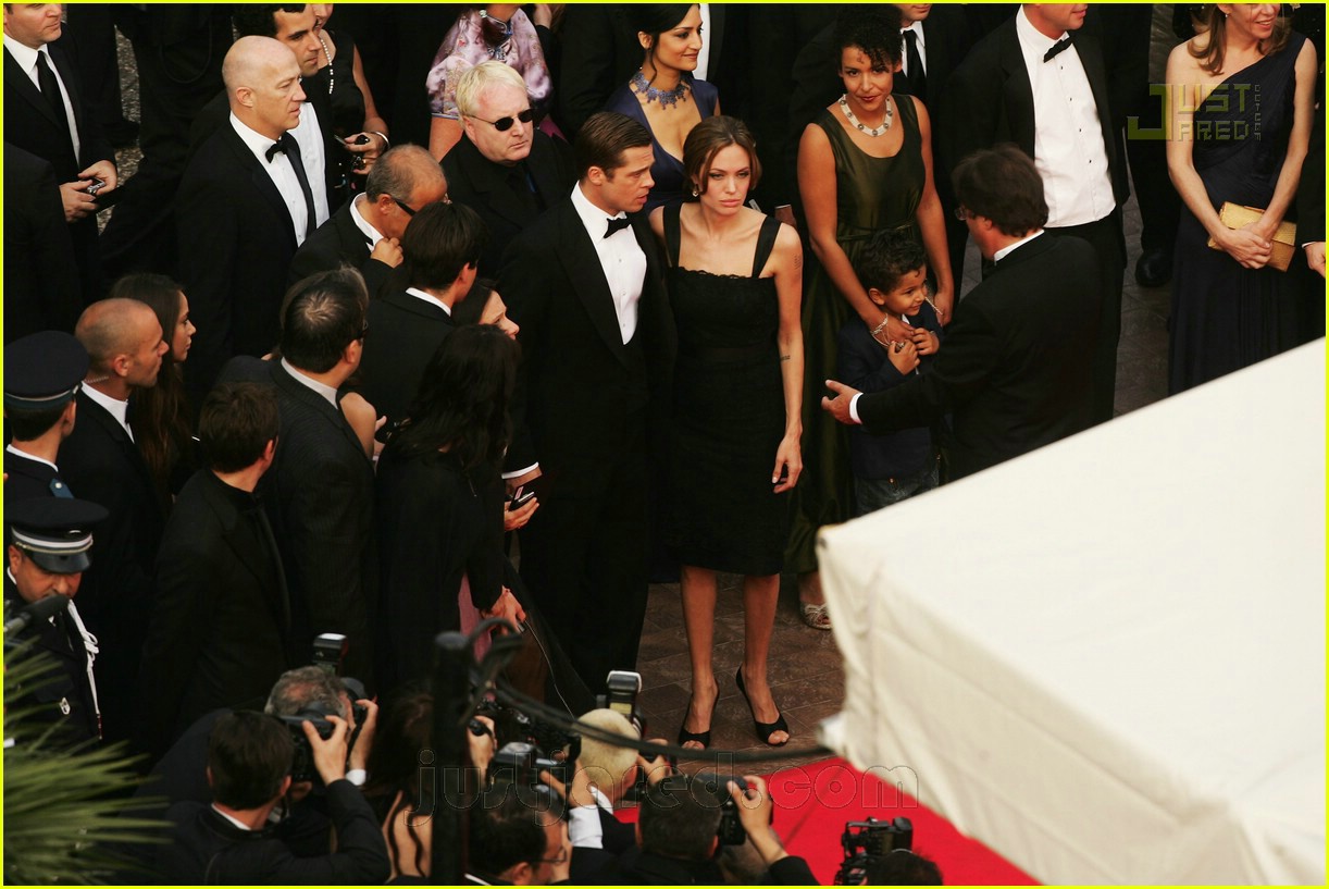 Brad & Angelina Make 'Mighty' Premiere: Photo 181571 | Angelina Jolie ...