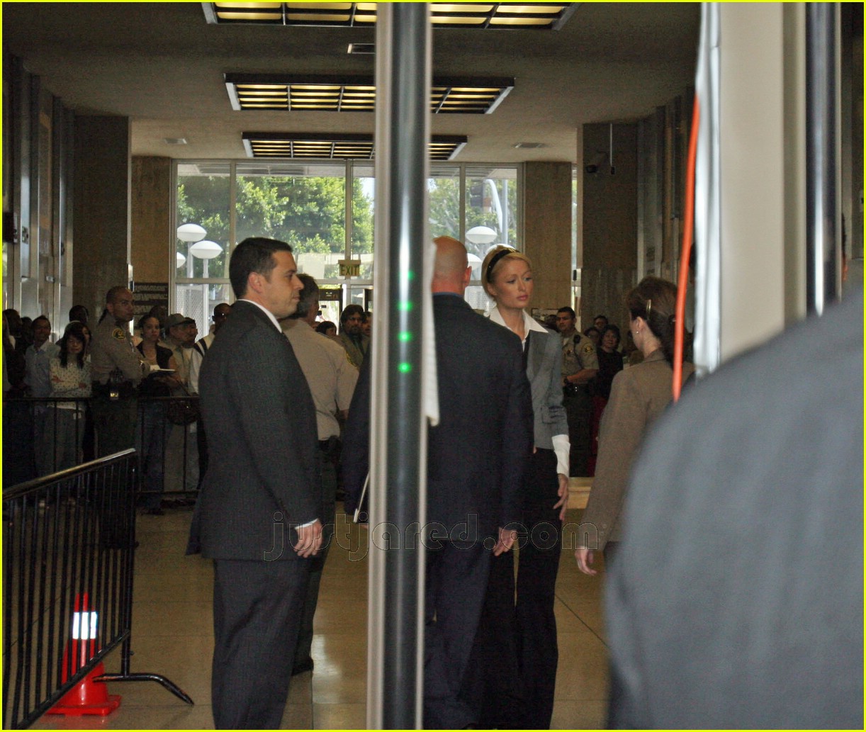 Paris Hilton: 45 DAYS IN JAIL!!!: Photo 144531 | Paris Hilton Photos ...