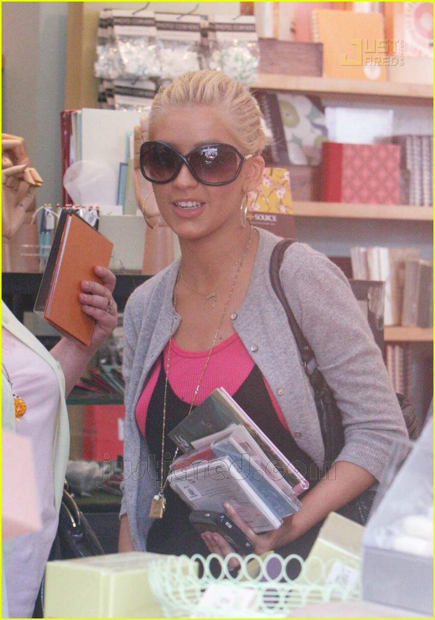 Christina Agulera: More Mommy-and-Me Time!: Photo 163921 | Christina ...