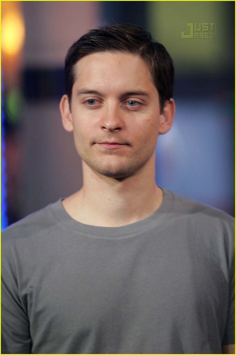 Full Sized Photo of tobey maguire trl 03 | Photo 139181 | Just Jared