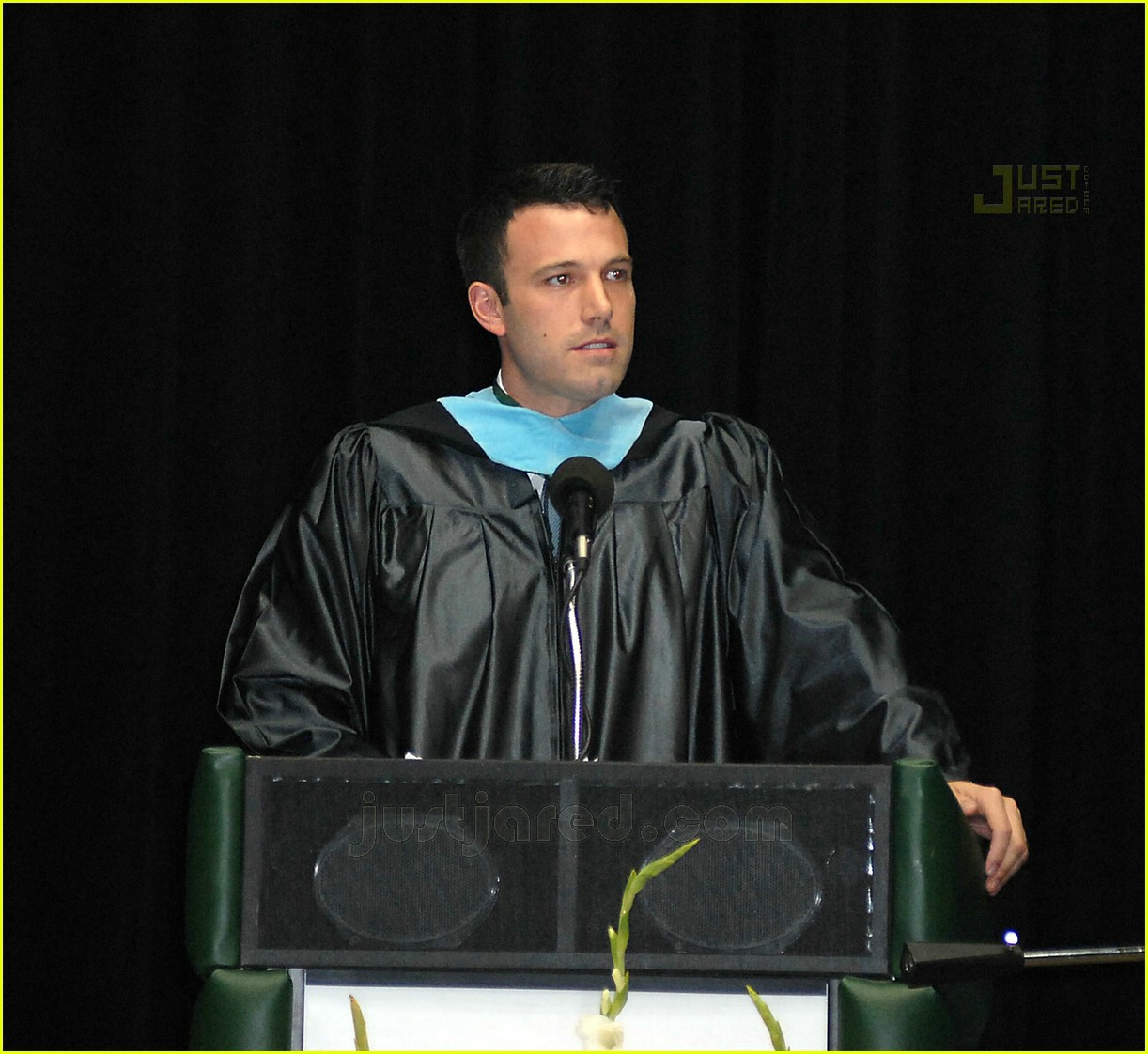 Ben Affleck's Commencement Speech: Photo 408841 | Photos | Just Jared ...