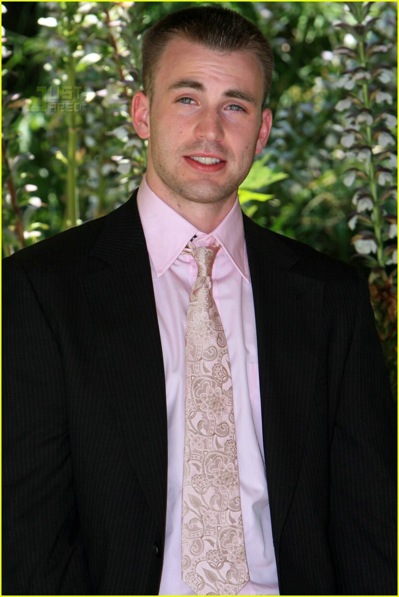 Alba, Evans Make One Fantastic Duo: Photo 427211 | Chris Evans, Jessica ...