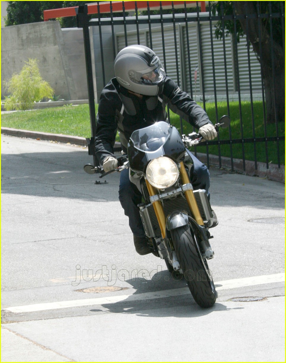 Pitt Puts the Pedal to the Metal: Photo 417901 | Brad Pitt Photos ...