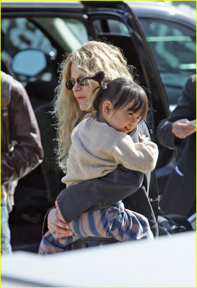 Meg Ryan's Daughter Daisy: Photo 429451 | Photos | Just Jared ...