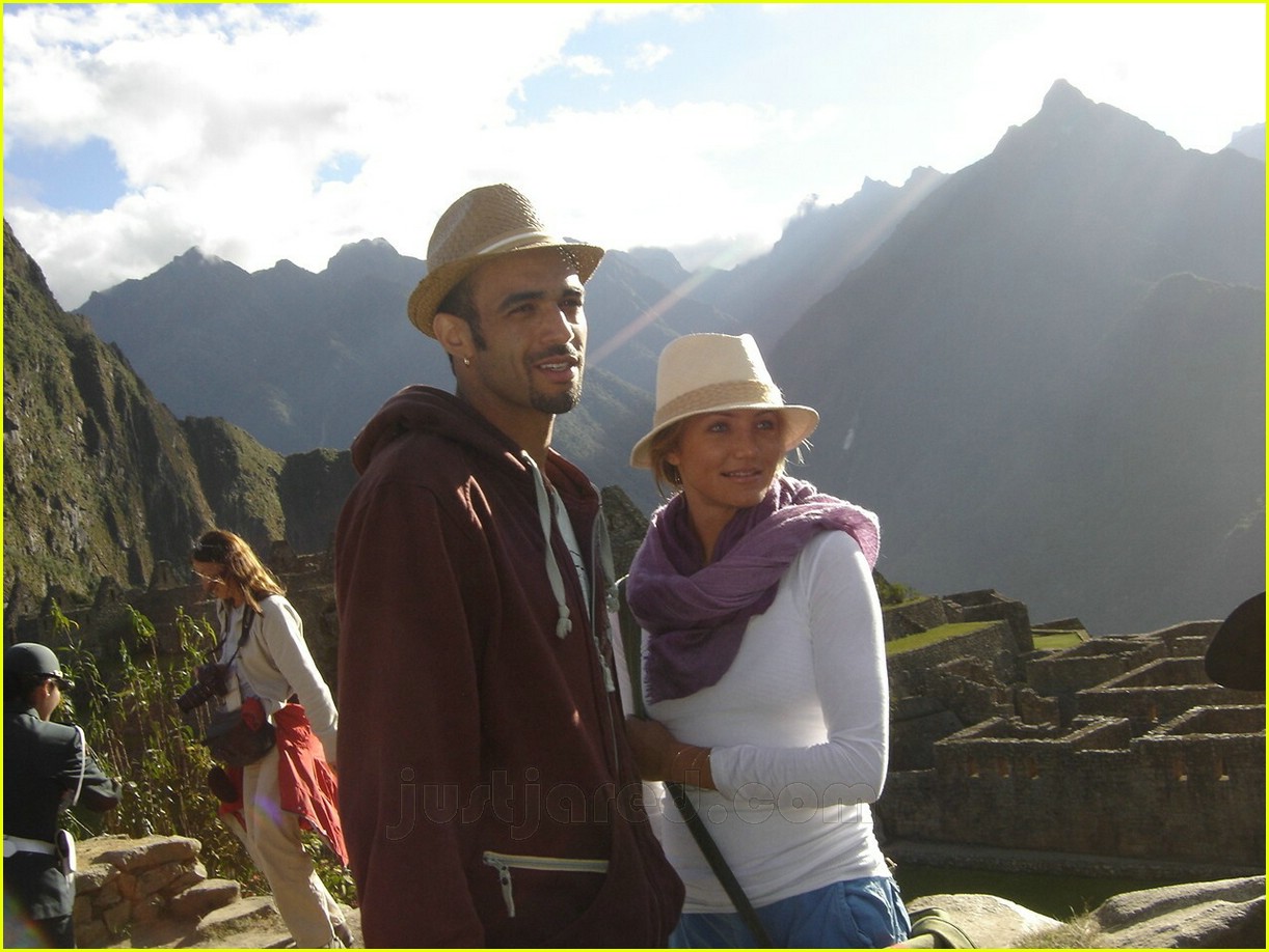 Cameron Diaz Apologizes to Peru: Photo 457391 | Photos | Just Jared ...
