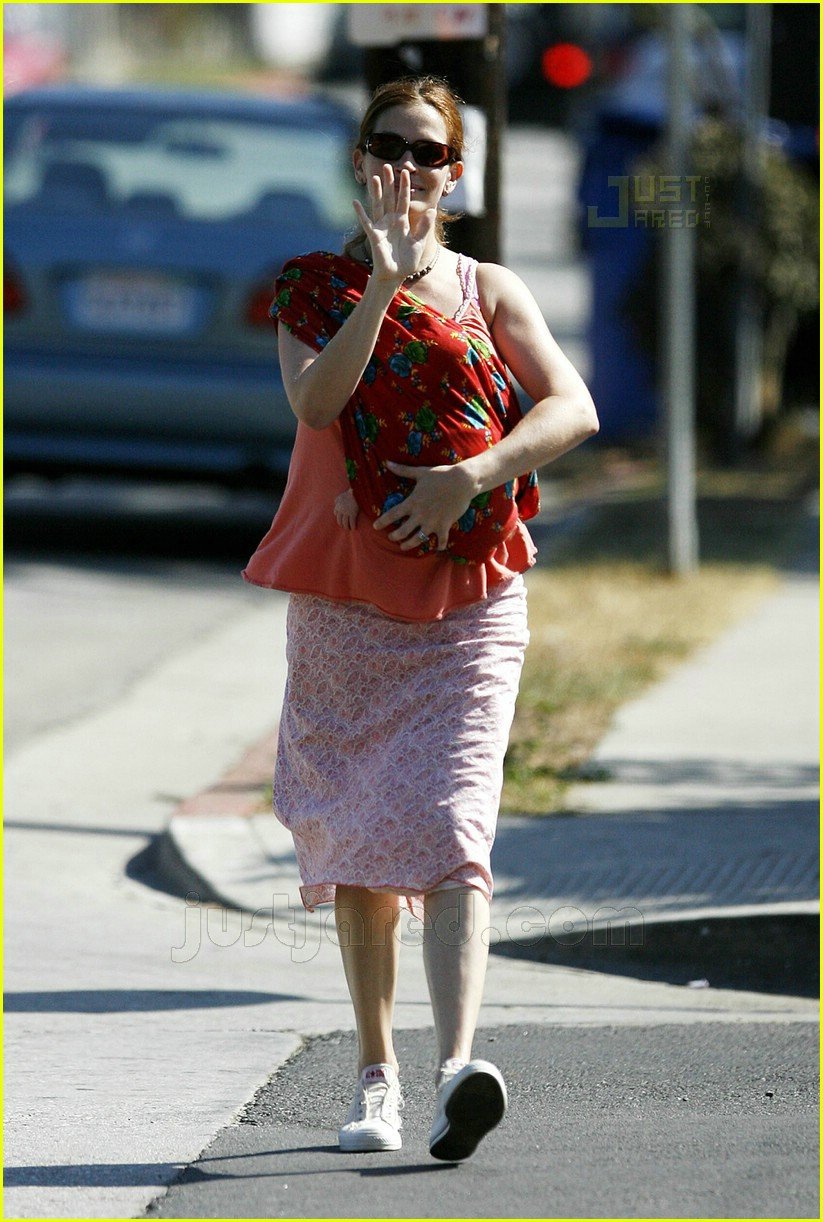 Henry Moder: First Pictures of Julia Roberts’ New Son: Photo 465081 ...