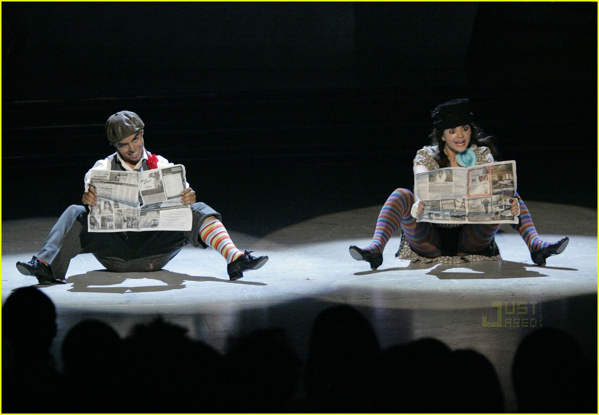 Photo: 05 sara von gillern jesus solorio | Photo 449201 | Just Jared ...