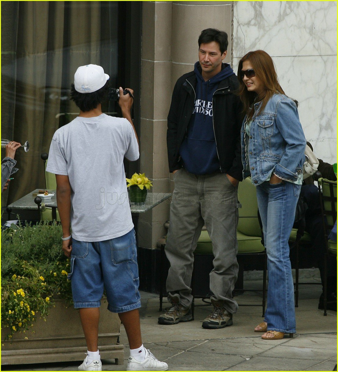 Keanu Reeves: Lunch Interrupted (x5): Photo 424941 | Photos | Just ...