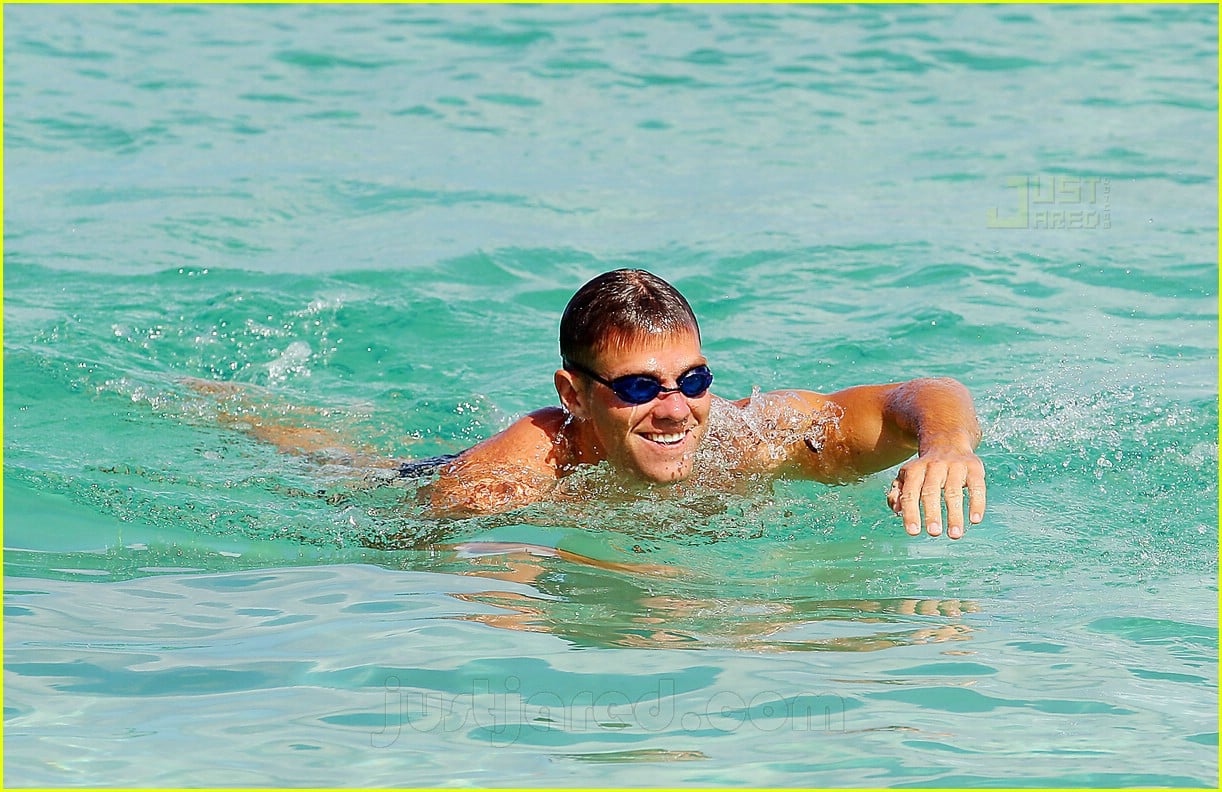 Photo: 18 andy baldwin speedo | Photo 479881 | Just Jared