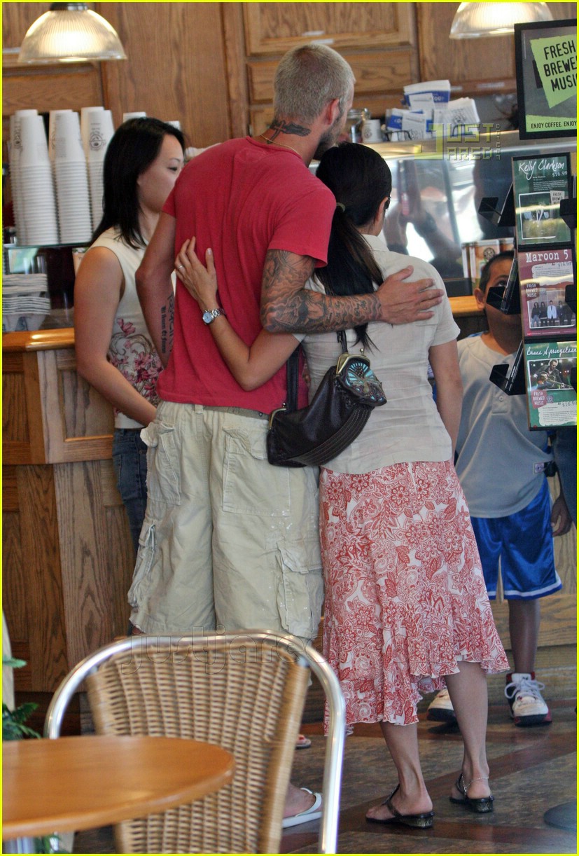 Coffee Bean: David Beckham's Java Chain of Choice: Photo 492041 ...