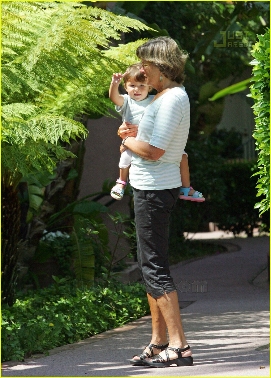 Isabella Damon: Too Cute to Handle: Photo 509241 | Photos | Just Jared ...