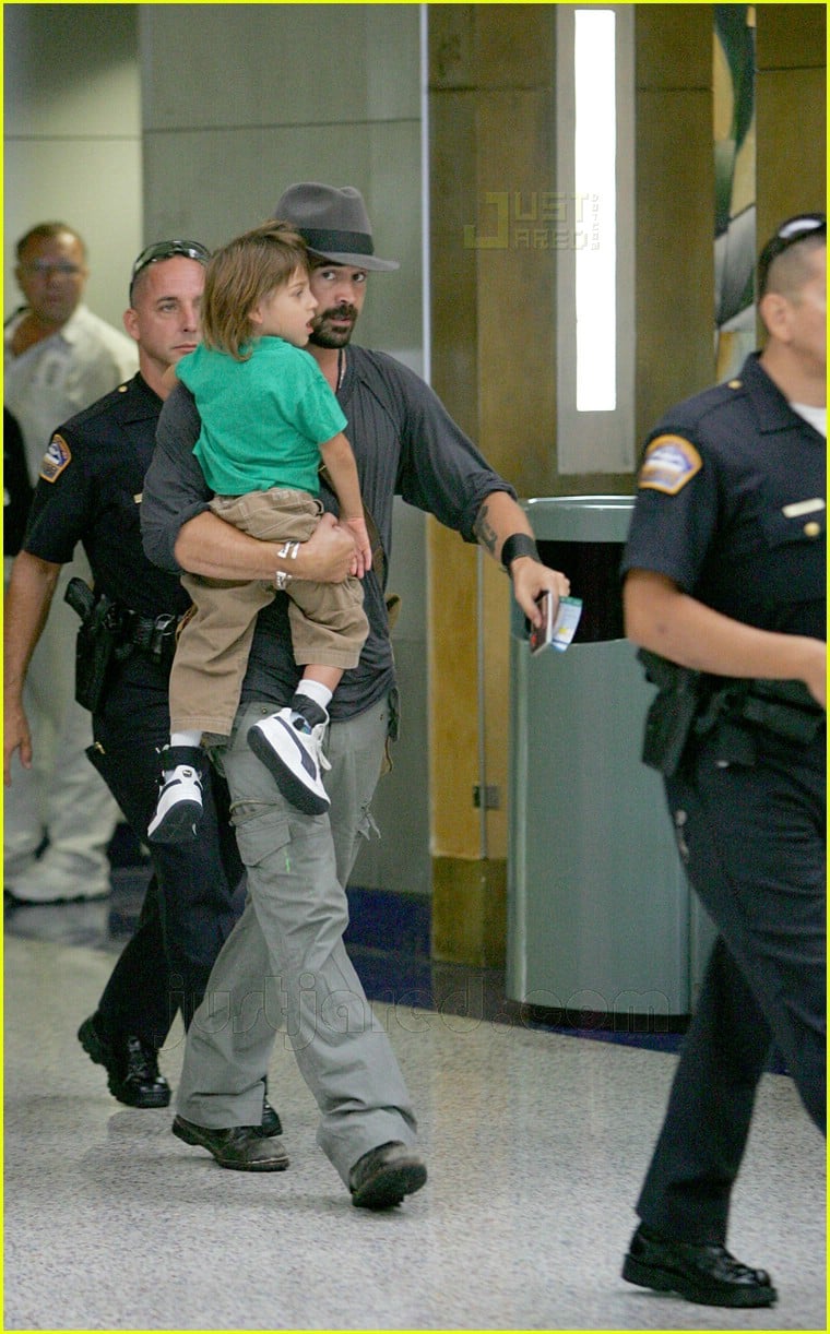 Colin Farrell & Son James Fly Home: Photo 477591 | Celebrity Babies ...
