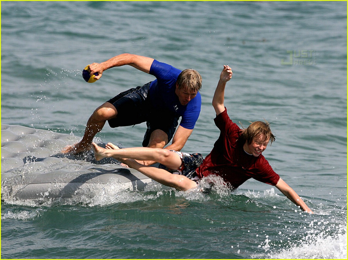 Jack & Heather's Beach Romp: Photo 502251 | Photos | Just Jared ...