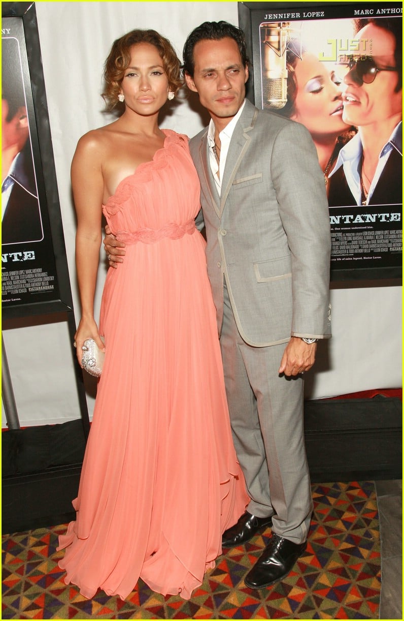 Jennifer Lopez's Bikini Tan Line: Photo 508391 | Pictures | Just Jared