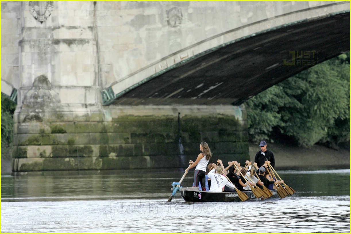 Photo: kate middleton dragon boat 12 | Photo 506491 | Just Jared ...