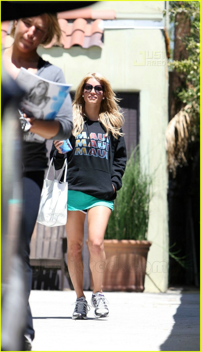 Photo: jessica simpson working out 04 | Photo 468961 | Just Jared ...