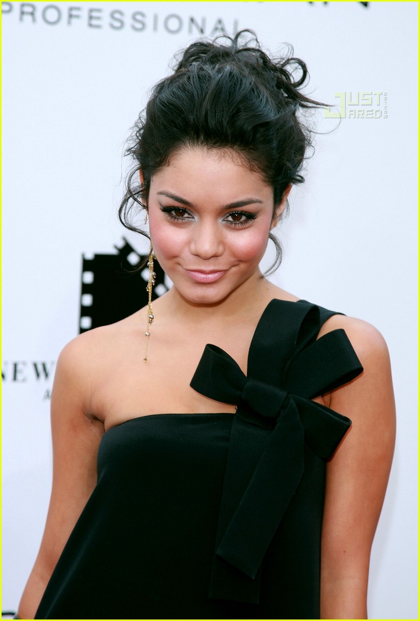 Zanessa @ Hairspray Premiere: Photo 485301 | Vanessa Hudgens, Zac Efron ...
