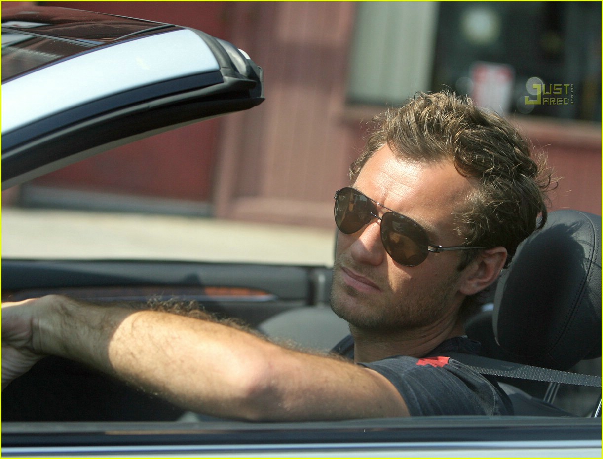 Jude Law: Repossession Mambo: Photo 517361 | Jude Law Photos | Just ...