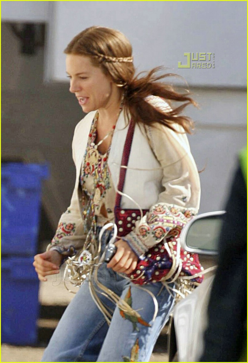 Sienna Miller Does the 'Hippie Hippie Shake': Photo 581051 | Sienna ...