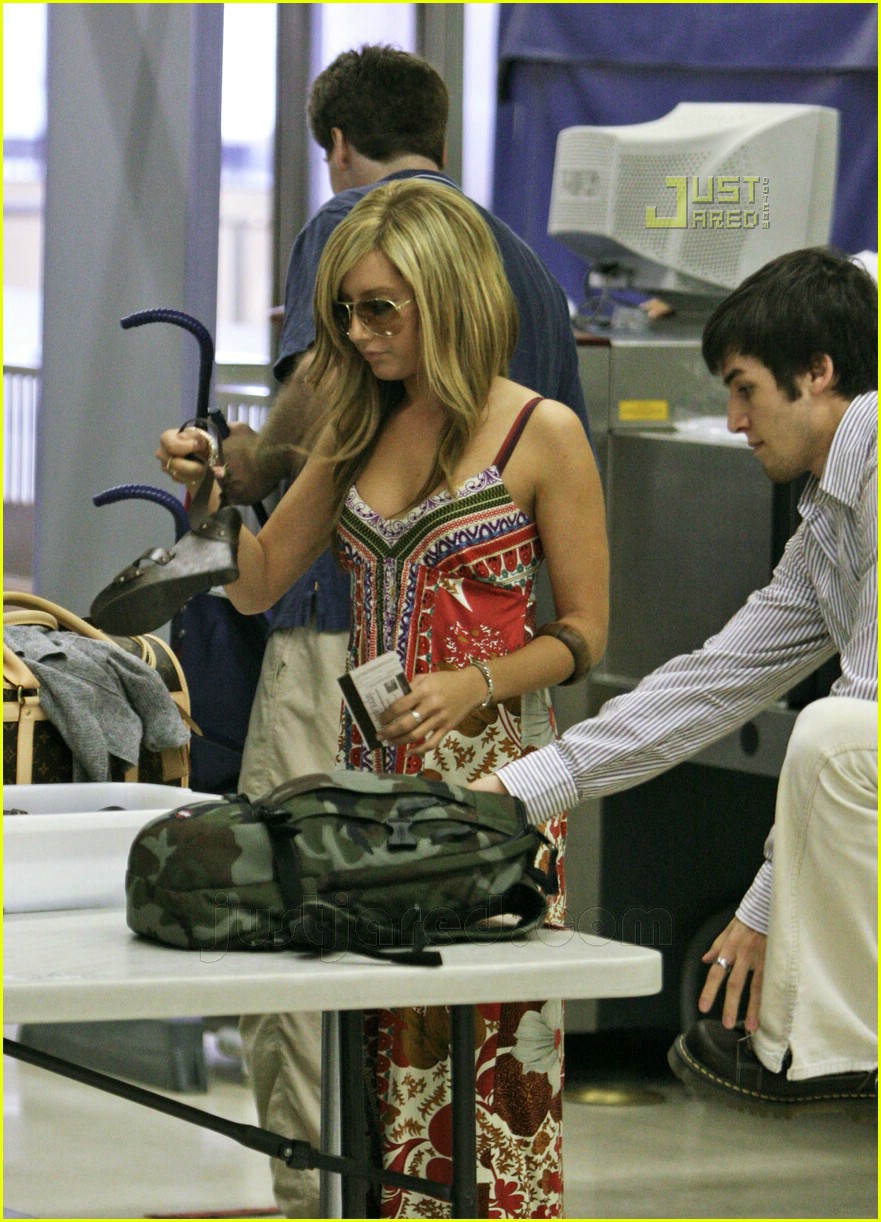 Jashley Jet Out of Town: Photo 617311 | Photos | Just Jared: Celebrity ...