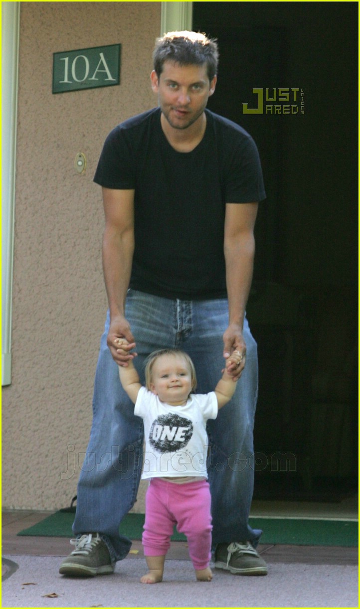 Ruby Maguire is a 'Robotech' Baby: Photo 579301 | Celebrity Babies ...