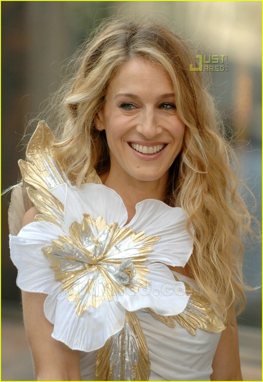 Sarah Jessica Parker is a Flower Girl: Photo 605061 | Photos | Just ...