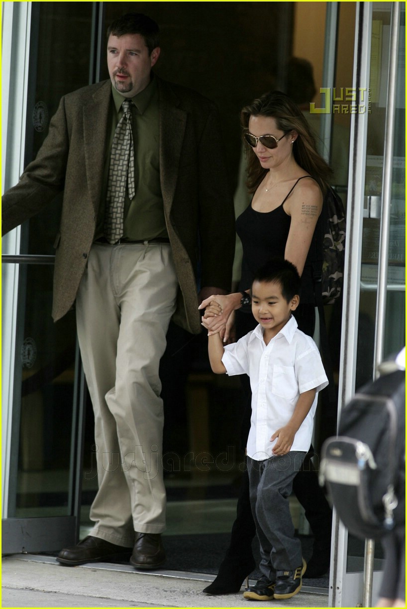 Angelina's New York Minute: Photo 624861 | Photos | Just Jared ...