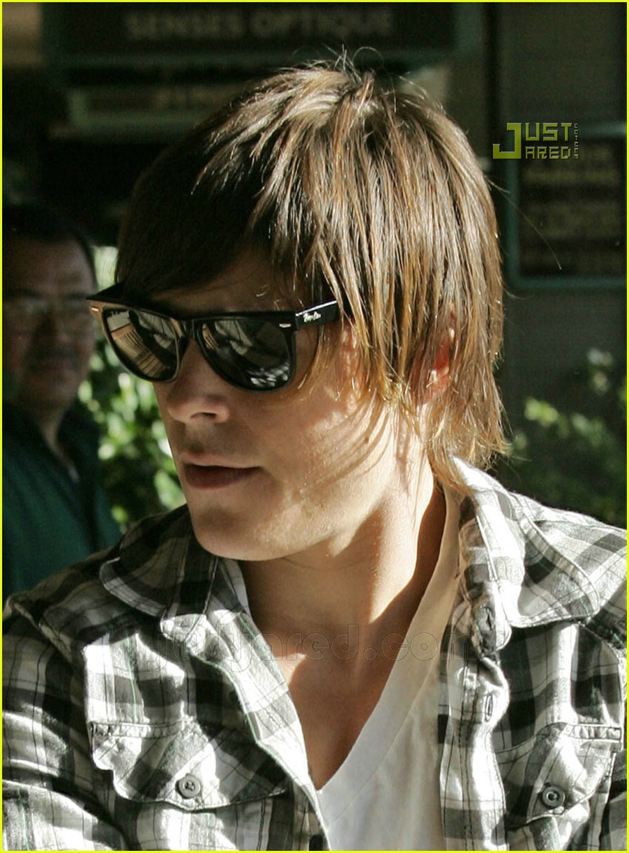 Zac Efron Rehires Jeff Ballard?: Photo 673851 | Photos | Just Jared ...