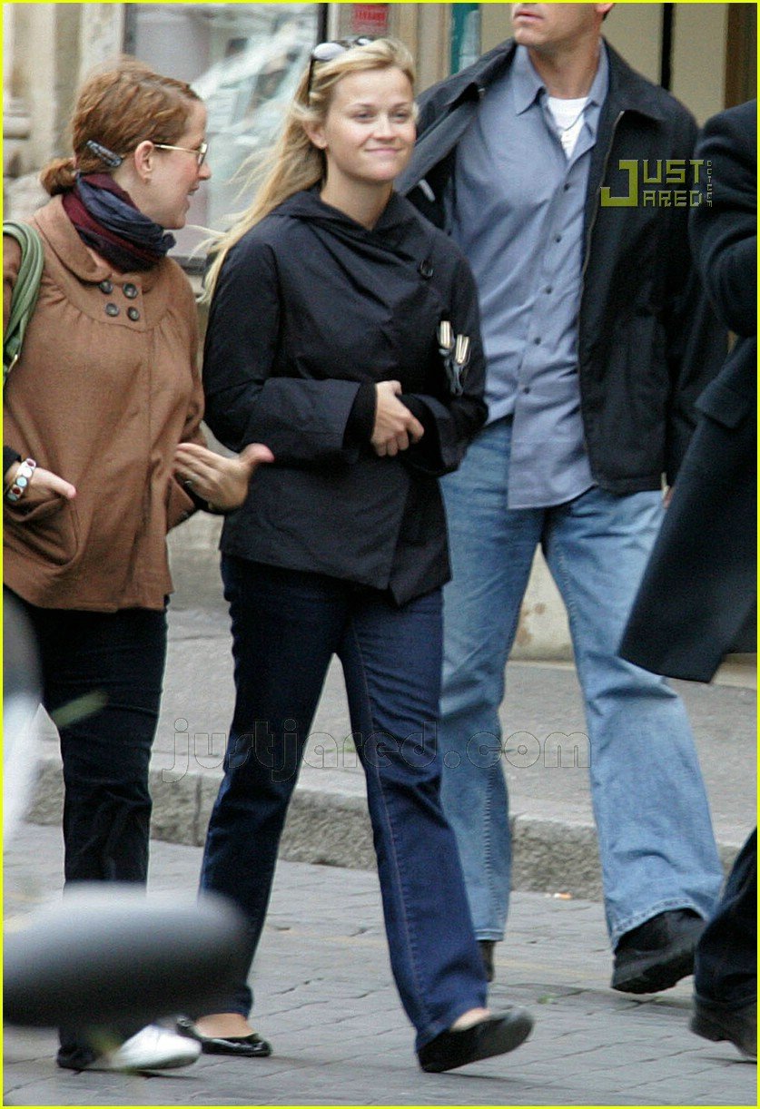 Reese & Jake's PDA Lovefest: Photo 686981 | Photos | Just Jared ...