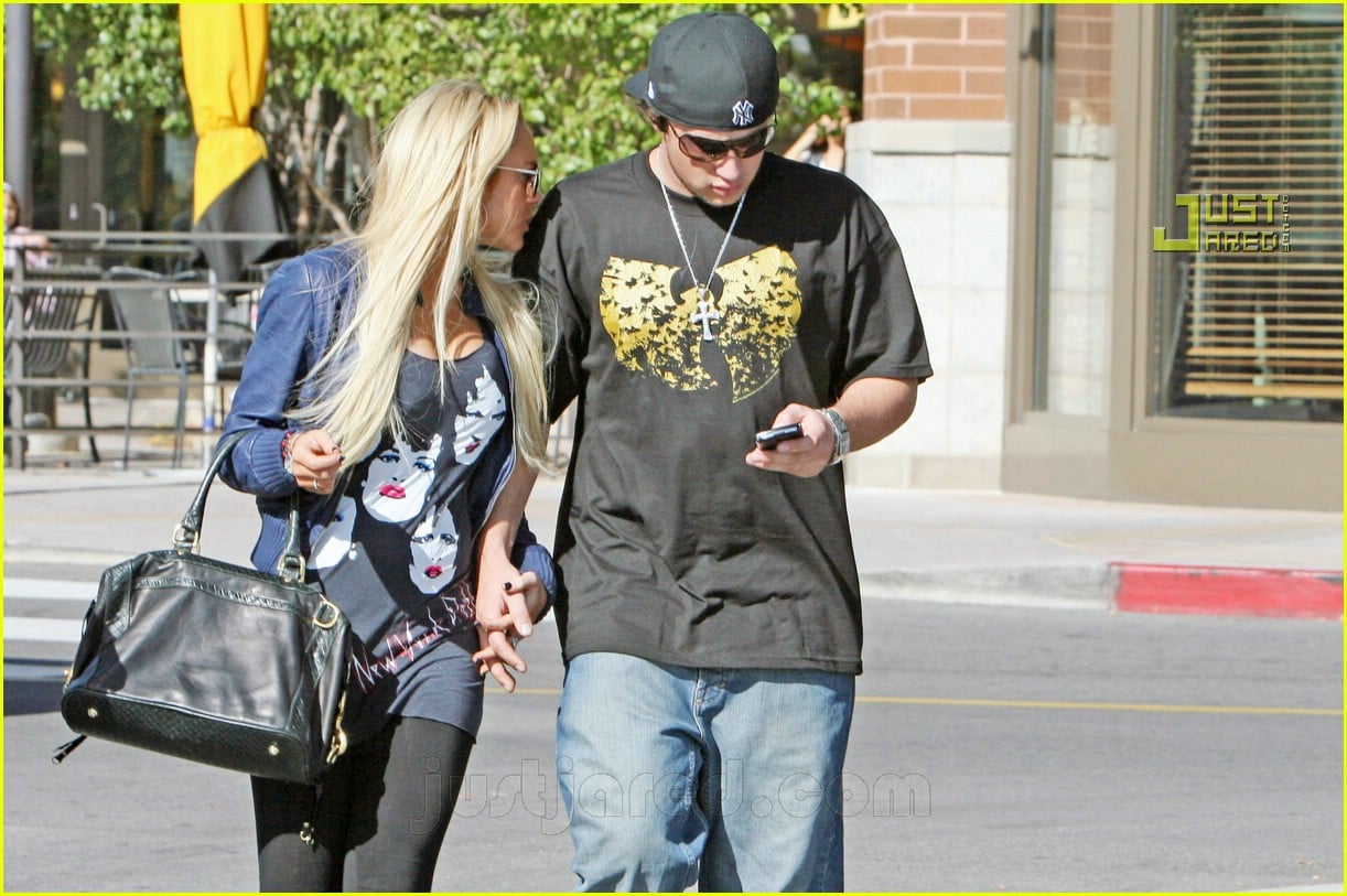 Riley Giles: Lindsay Lohan, Hold My Hand: Photo 654291 | Photos | Just ...