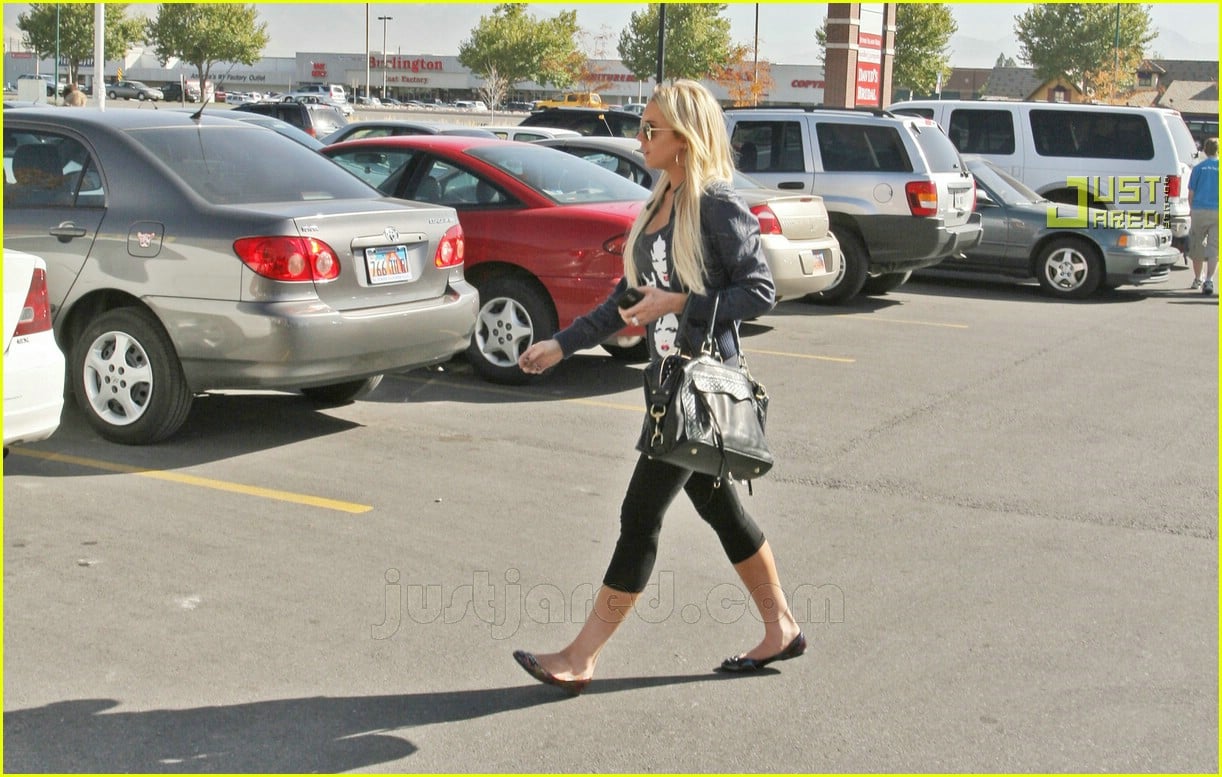 Riley Giles: Lindsay Lohan, Hold My Hand: Photo 654341 | Photos | Just ...