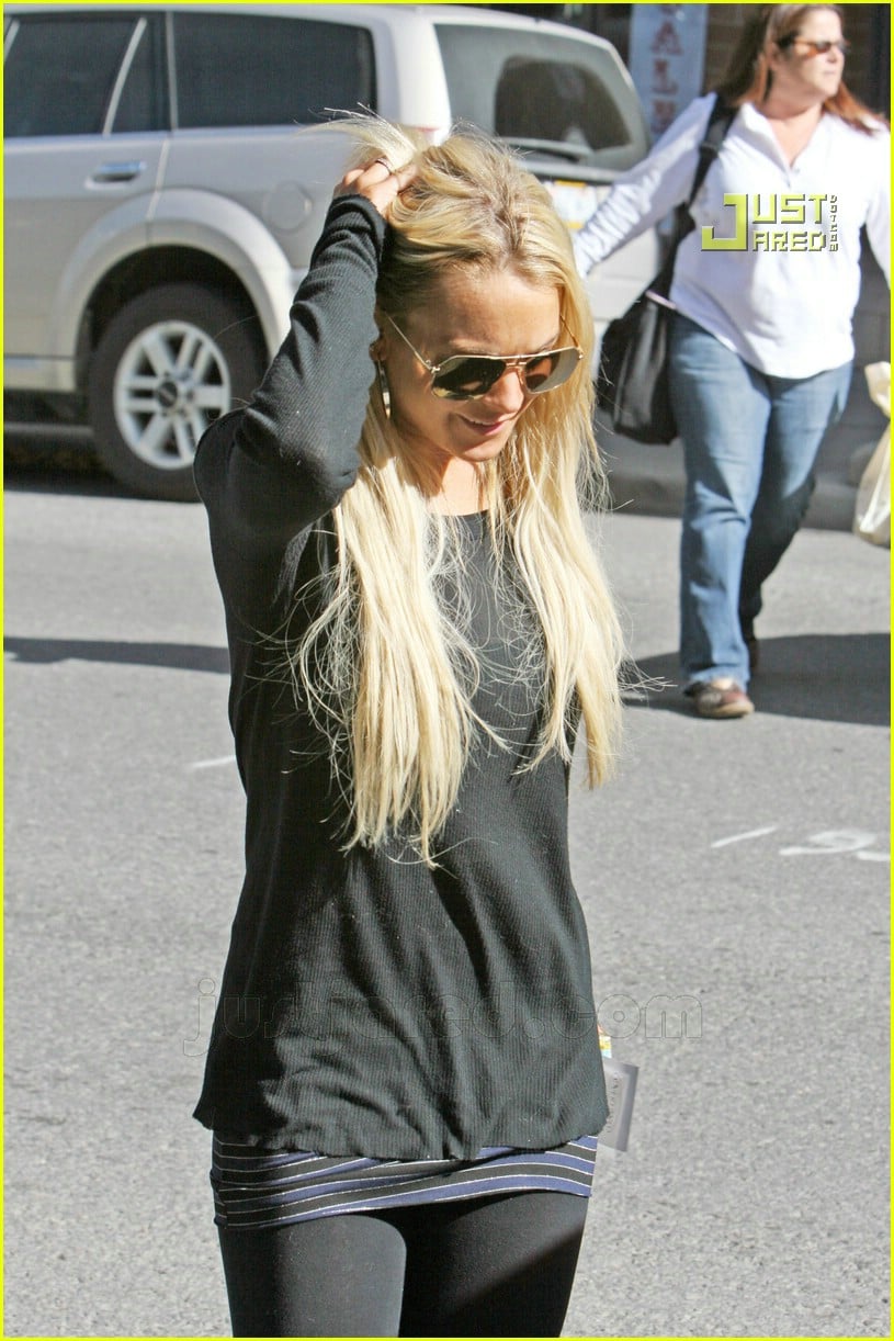 Riley Giles: Lindsay Lohan, Hold My Hand: Photo 654421 | Photos | Just ...